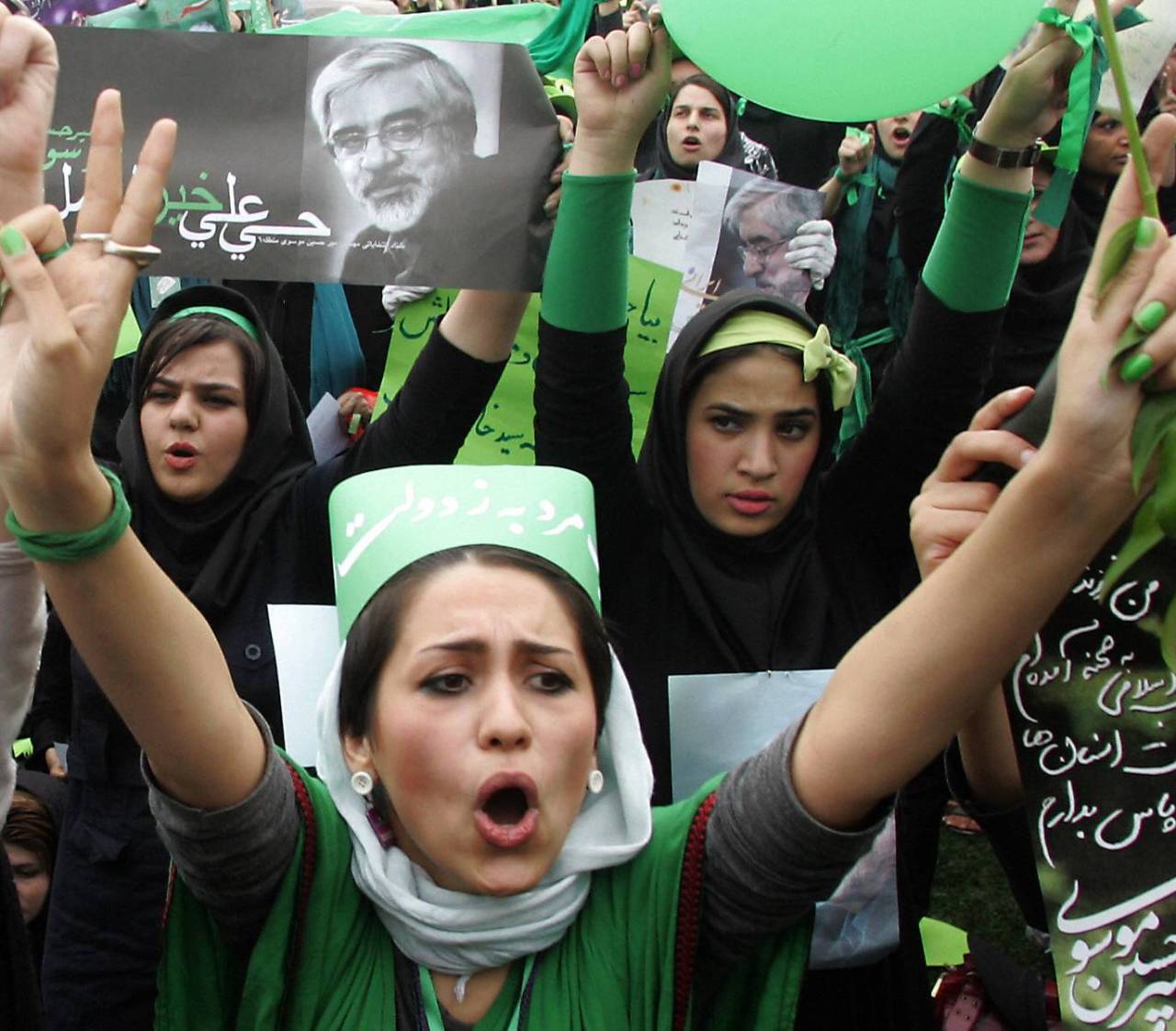 The colors of revolution | Fortune