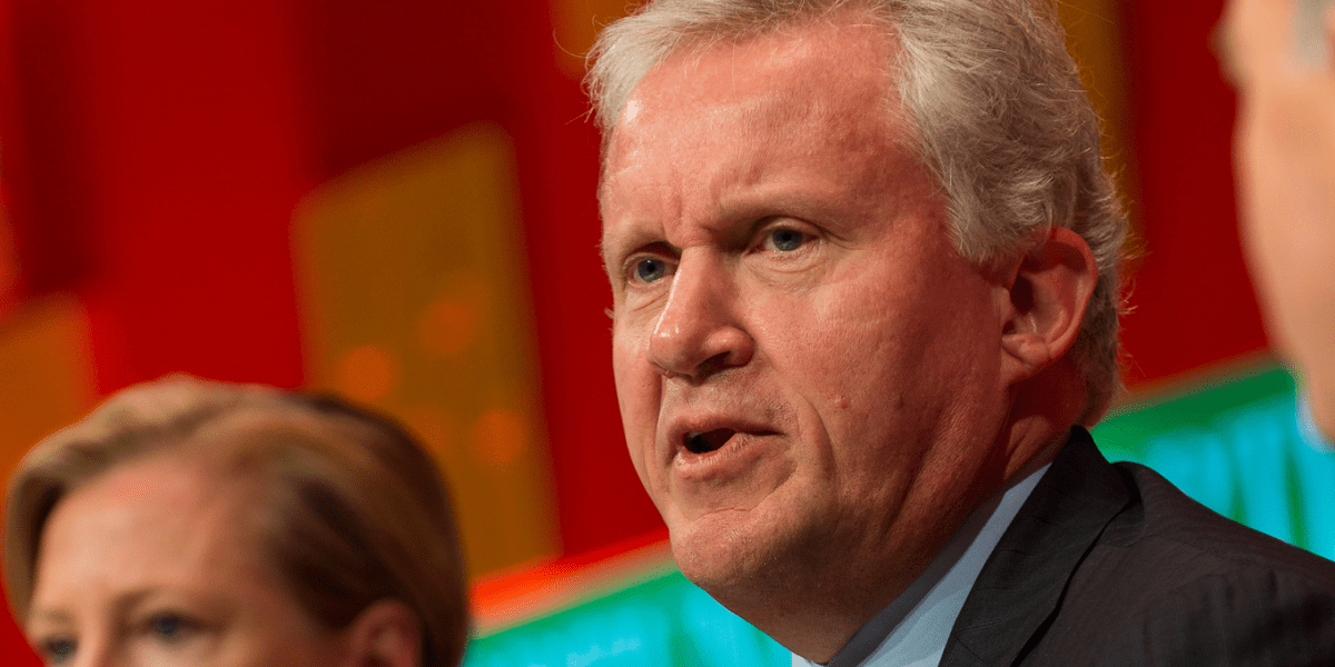 Decrying protectionism, GE's Immelt makes "bold pivot" in strategy ...