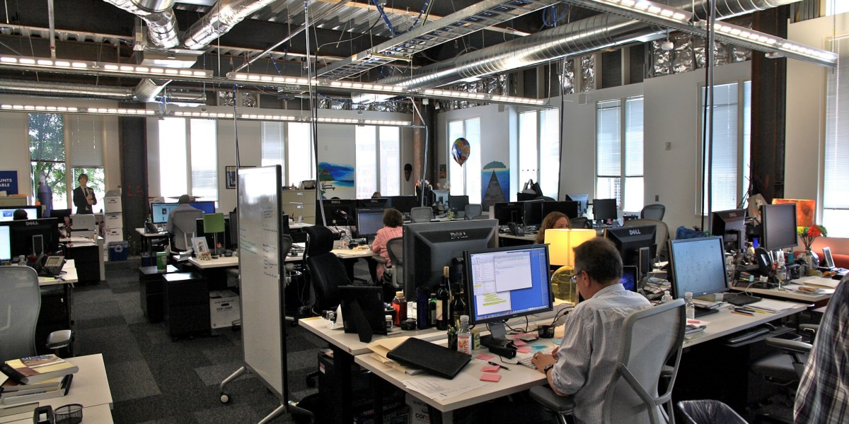 4 ways your company benefits from giving back | Fortune