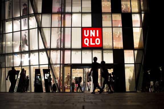 Uniqlo's mall-dependent U.S. expansion to be scaled back | Fortune