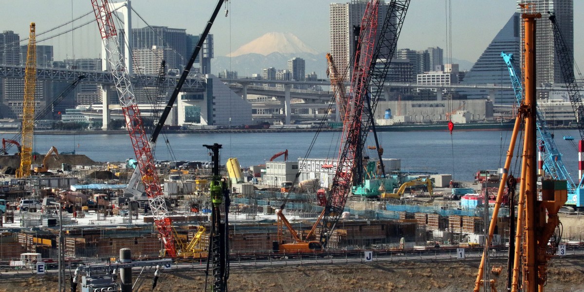Japan's out of recession - but not with any great conviction | Fortune