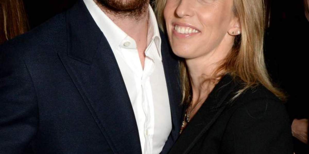 6 interesting facts about the director of "Fifty Shades of Grey" | Fortune