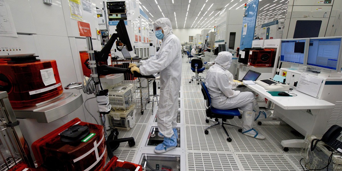 Raytheon’s New Material Could Oust Silicon in Next Generation of Chips ...