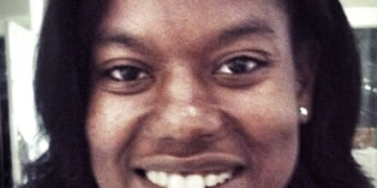 Hillary Clinton's campaign aide Brynne Craig handles field operations ...