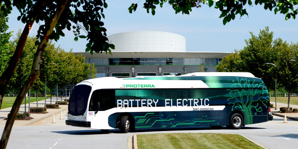 This startup is gearing up to be the Tesla of electric buses | Fortune