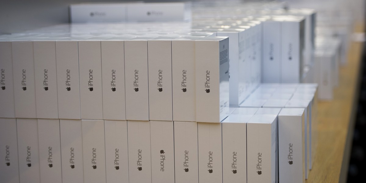 Sprint Launches Its New iPhone Forever Program | Fortune