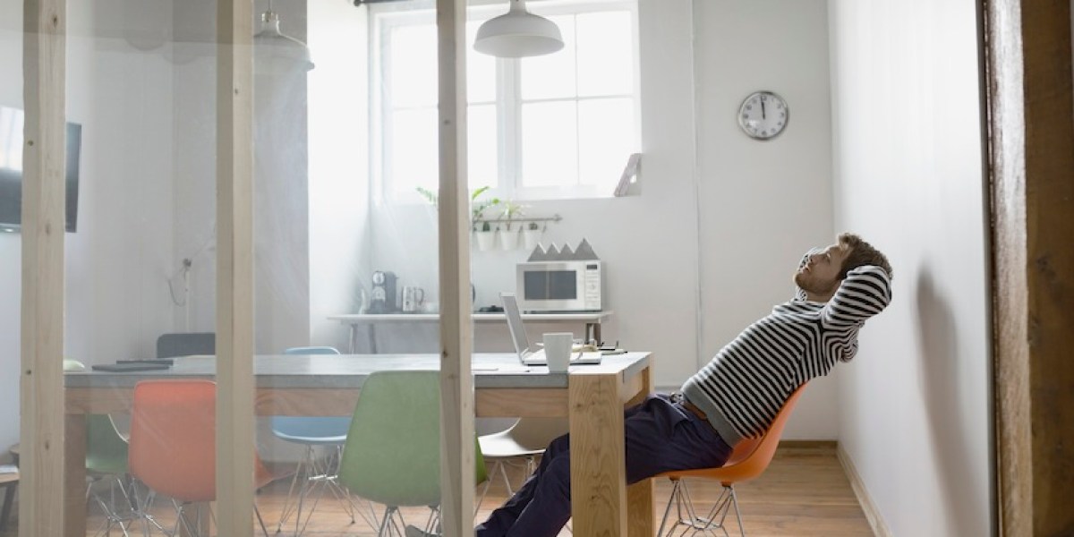 Daydreaming at work will make you more productive on the job | Fortune