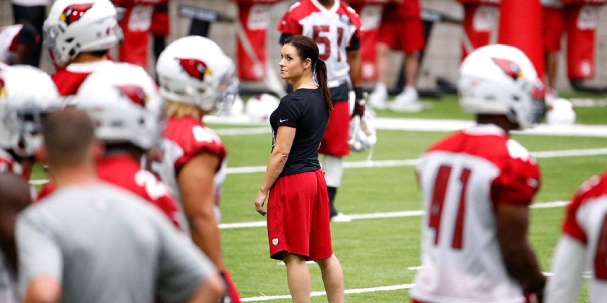 The NFL's Jen Welter is storming the field | Fortune