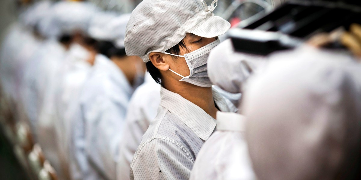 Apple Supplier Foxconn in China to Replace 60,000 Workers with Robots ...