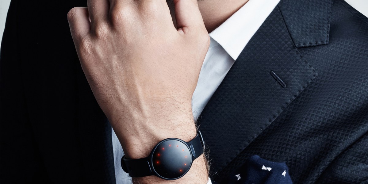 Fossil has acquired smartwatch maker Misfit for $260 million | Fortune