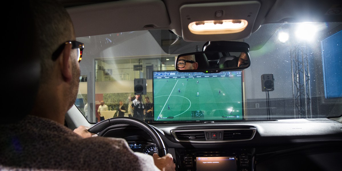 Nissan Project Controller Turns Car Into Sony PlayStation 4 Game Pad ...