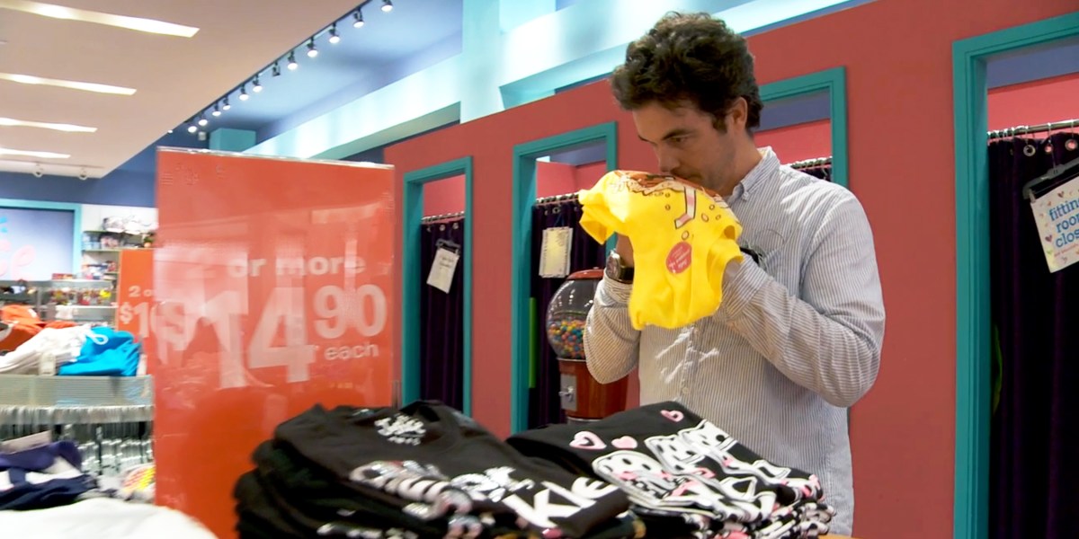 A Foul Odor in Pajamas Led to Stink! Movie | Fortune