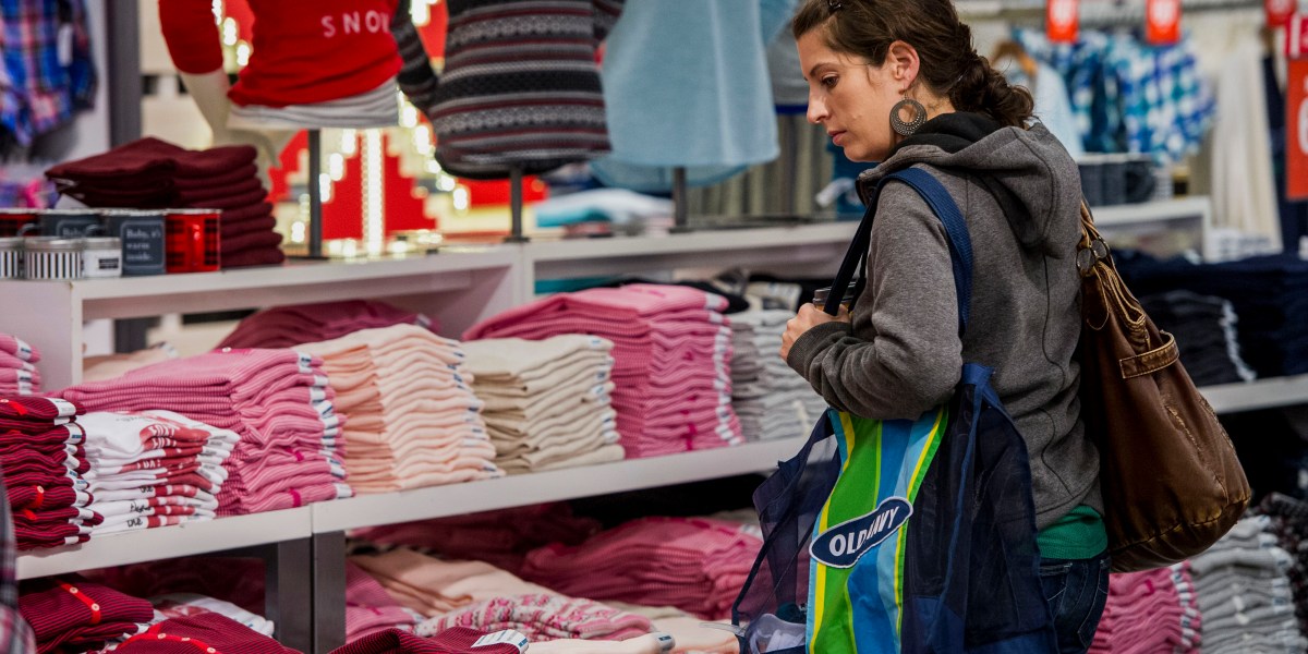 Old Navy Is Having its Worst Streak of Sales Declines in Four Years ...