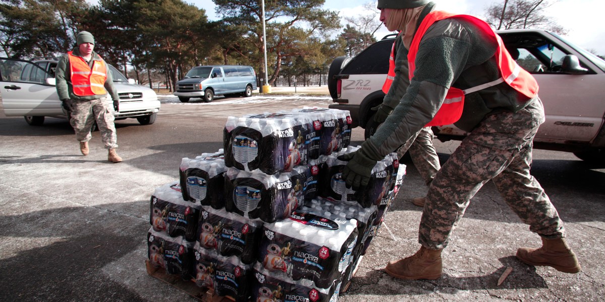 Michigan Officials Dismissed Flint Water Concerns in Snyder Email Dump ...