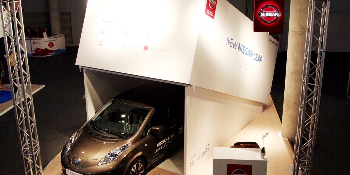 Nissan Leaf Comes With Hackable Climate Controls, Security Expert Says ...