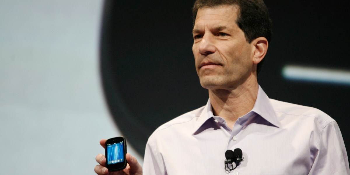 This Ex-Apple Executive Got Hired To Run the Word's Largest Hedge Fund ...