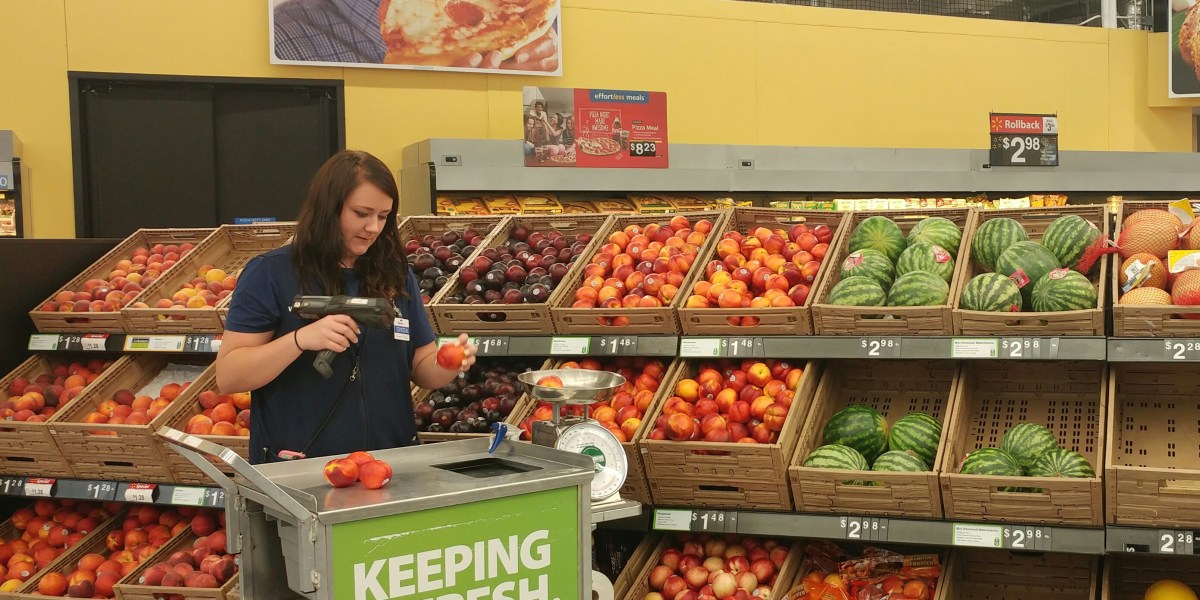 Walmart deploys special carts to reduce food waste | Fortune
