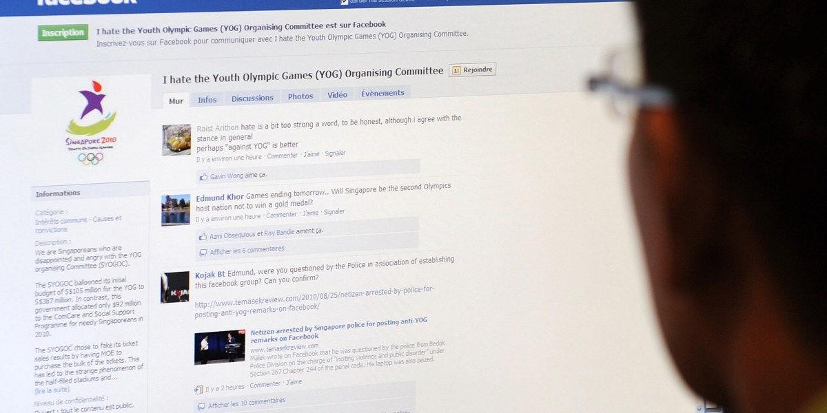 Facebook Journalism Project Aims to Curb Fake News, Offer News Tools ...
