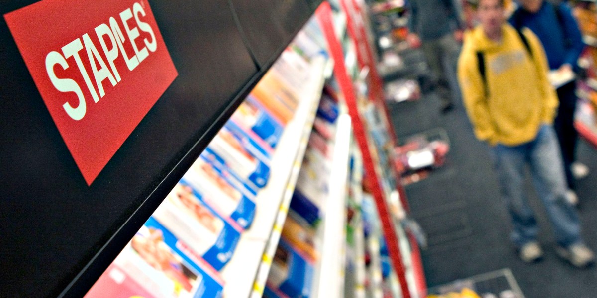 Staples Is Forecasting a 15th Consecutive Quarterly Sales Decline | Fortune