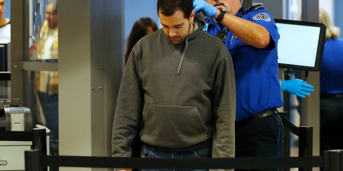 U.S. Homeland Security to Expand Fingerprint, Iris Scanning at Borders ...