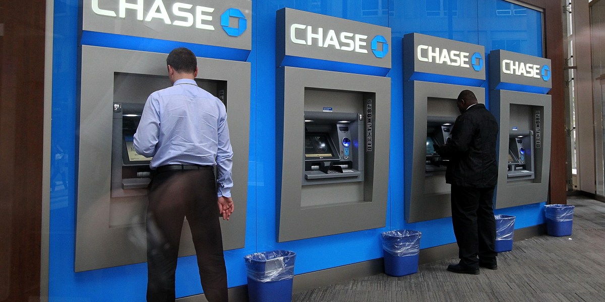 JPMorgan Is Pulling Chase ATMs from Walgreens Stores | Fortune