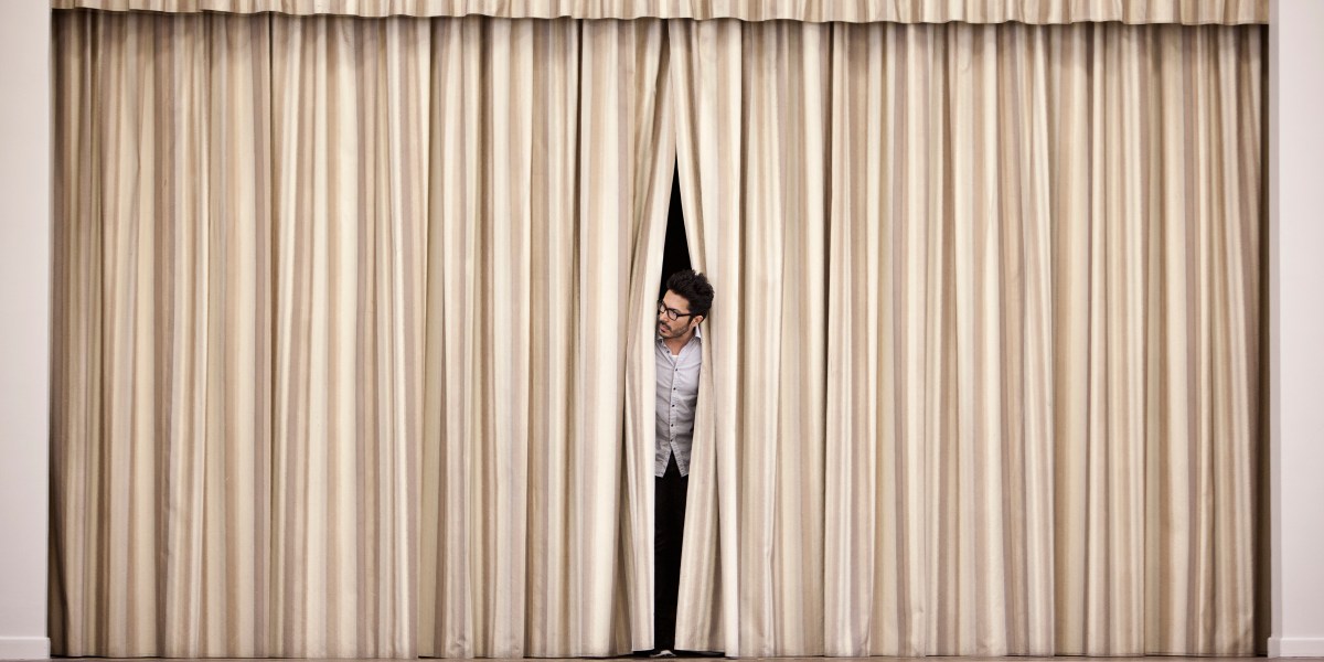 Why the Best Leaders Actually Work Behind the Scene | Fortune