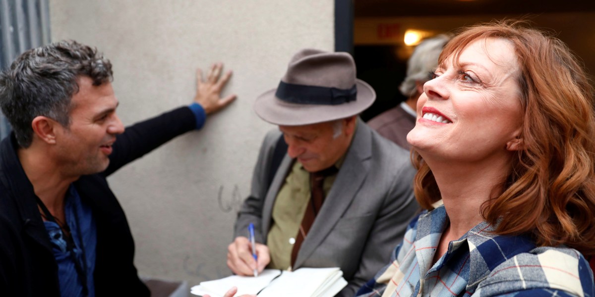North Dakota Pipeline Protests Joined by Mark Ruffalo, Susan Sarandon ...