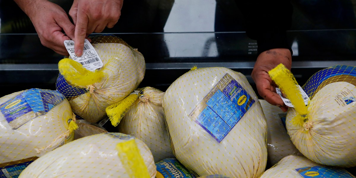Traveling For Thanksgiving? You Can Fly With a Frozen Turkey | Fortune