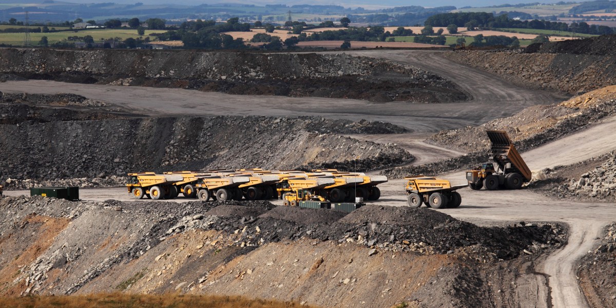 Coal Price Surge Sets Miners Against Activists by English Seaside | Fortune