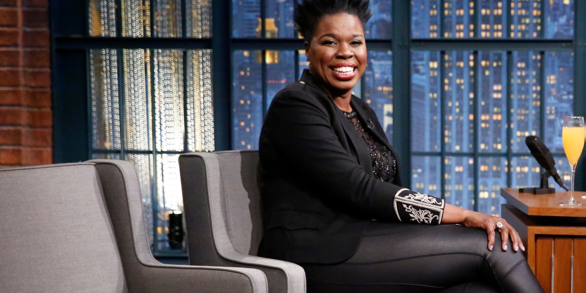 Leslie Jones Accuses Twitter Troll's Book Publisher of Spreading Hate ...