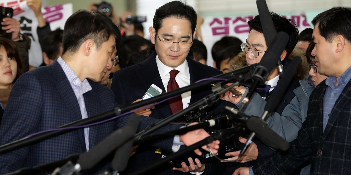 Samsung Chief Questioned By Prosecutors in South Korea Scandal | Fortune