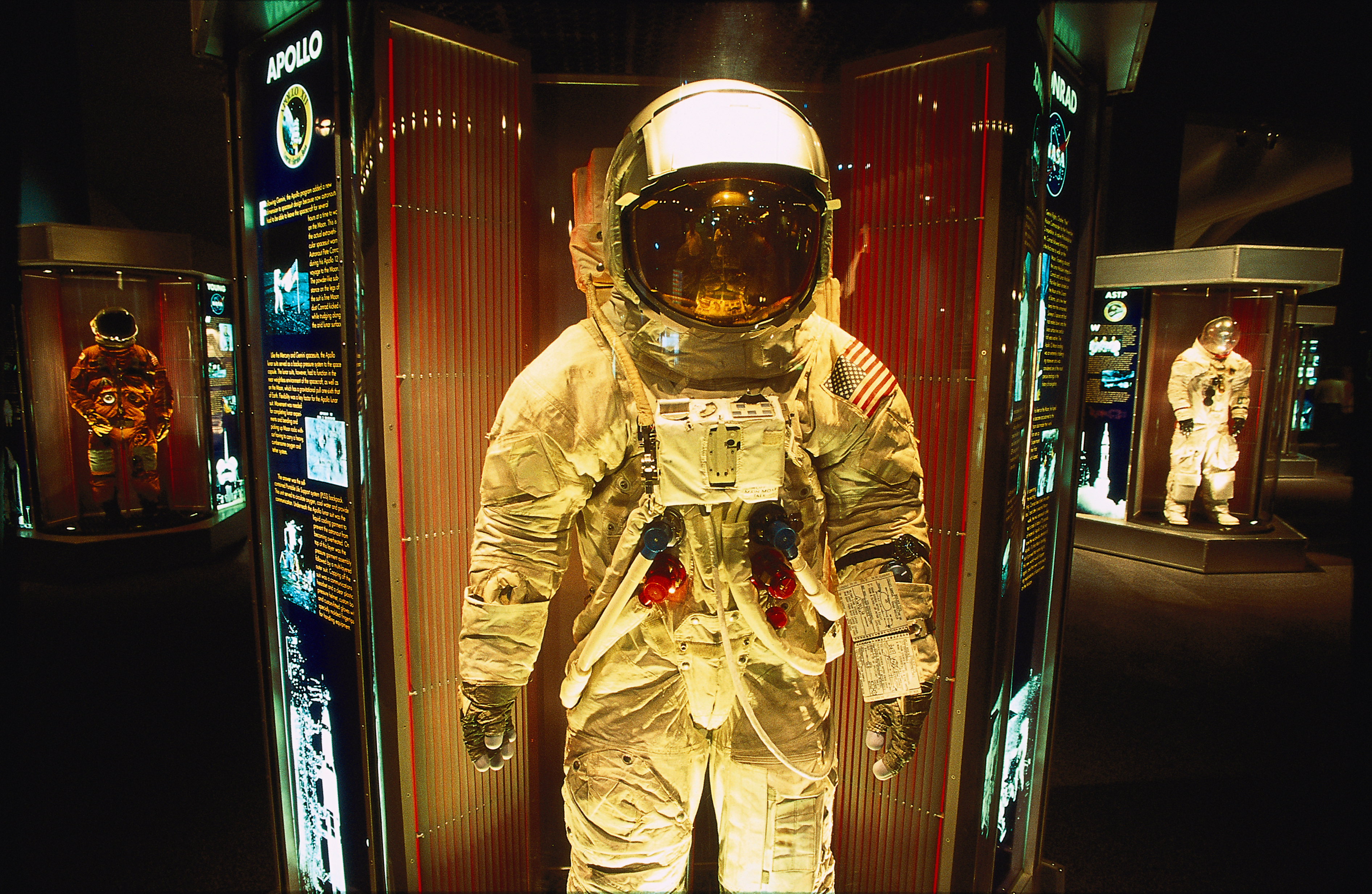 Space Suit Cooling Garments Apollo Expeditions To The Moon: Chapter 8