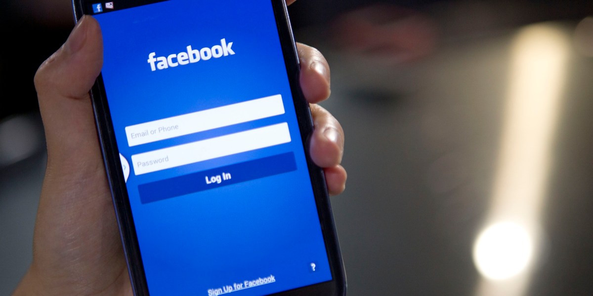 Facebook Blocking Ads From Pages Sharing Fake News | Fortune