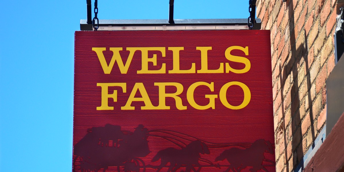 Wells Fargo Names Betsy Duke as its New Chair in Response to Scandal ...