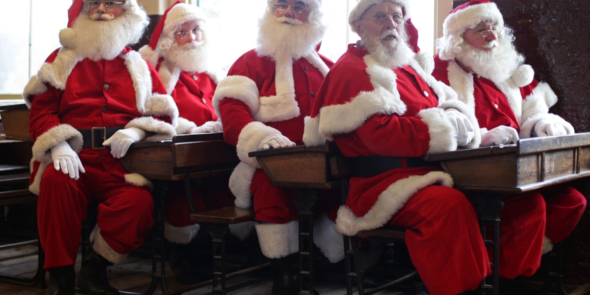 How Santas Are Prepped for the Holidays | Fortune
