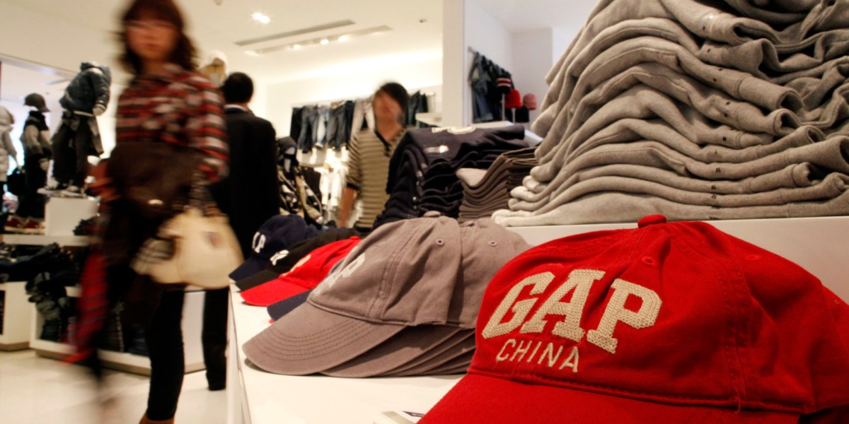 Gap T-Shirt With 'Incomplete' China Map Prompts Apology | Fortune