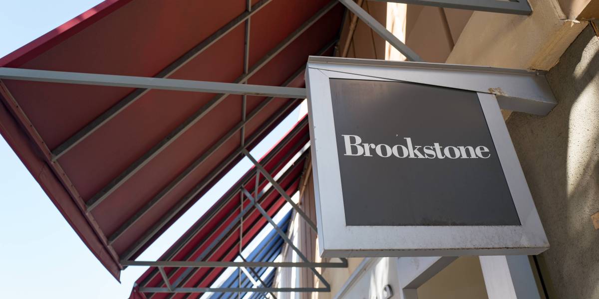 Brookstone Said to Be Shutting Stores as Part of Bankruptcy Filing ...