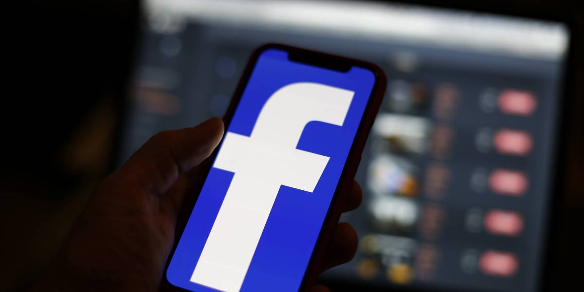 FTC May Fine Facebook Over User Privacy, Report Says | Fortune