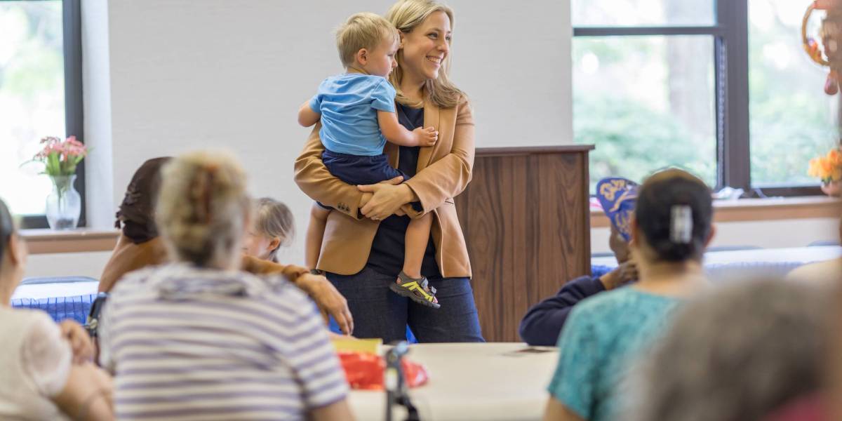 Vote Mama Is the First PAC to Support Mothers Running for Office | Fortune