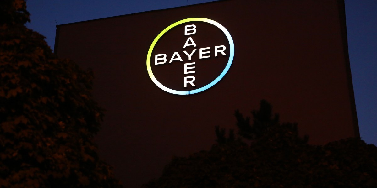Bayer's Roundup Cancer Costs Seed Doubts About Its Monsanto Merger ...