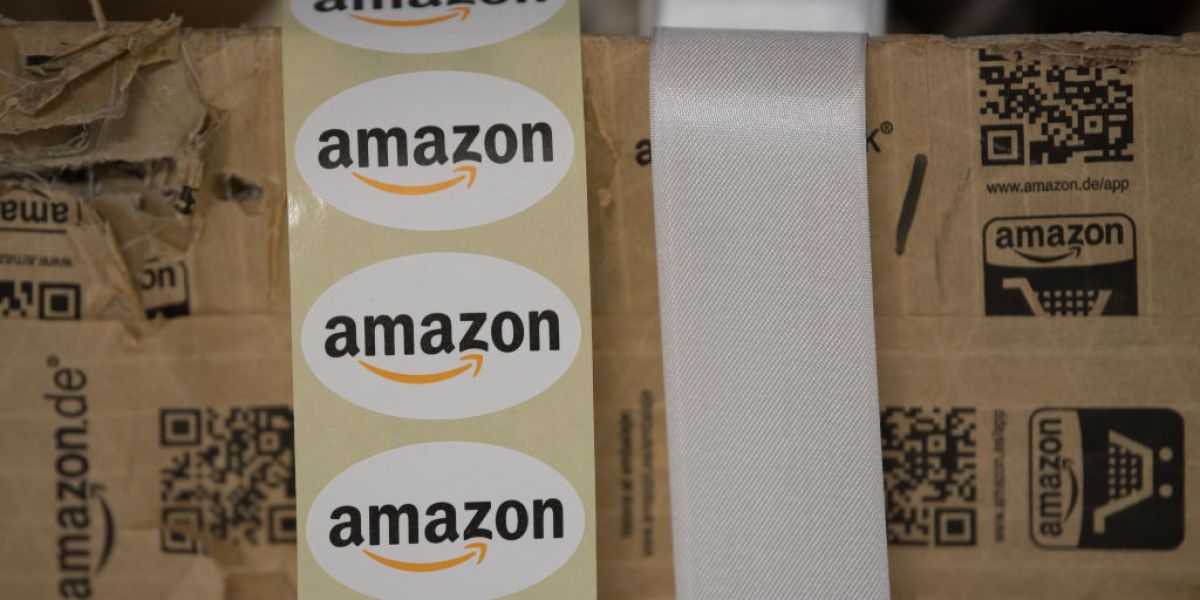 ‘Amazon Day’ Shipping Aims to Reduce Deliveries and CO2 Emissions | Fortune