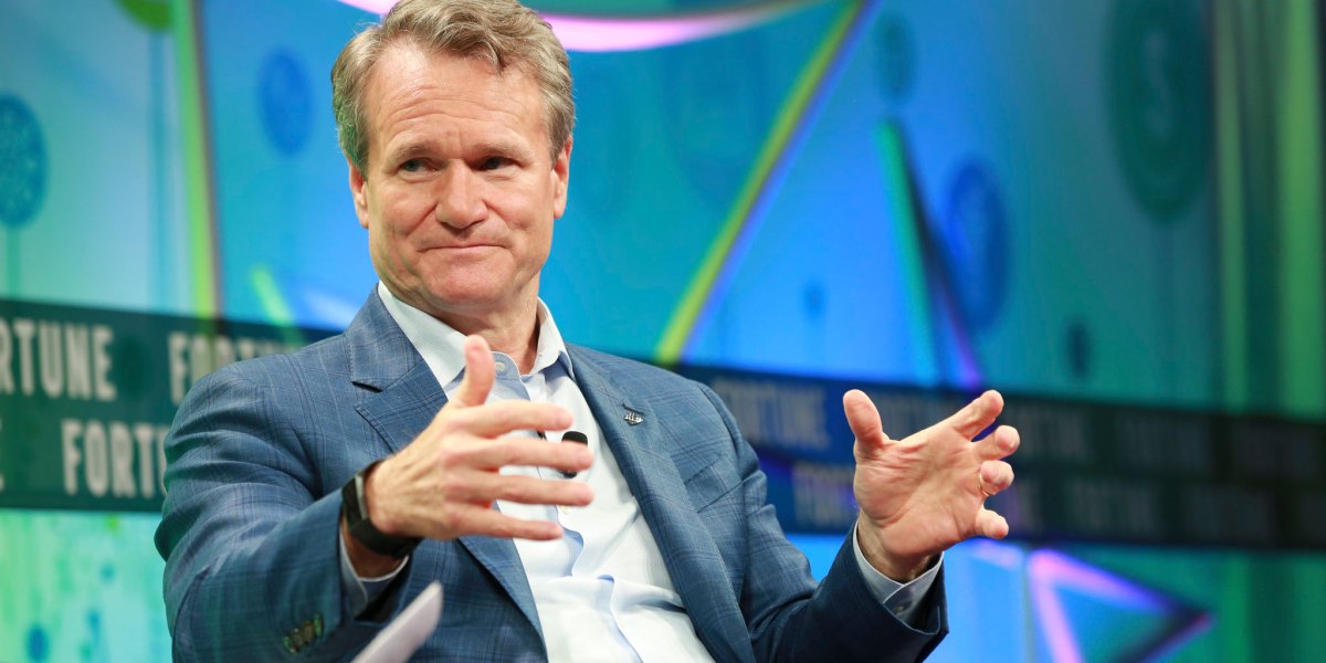 Bank of America CEO: ‘We Want a Cashless Society’ | Fortune