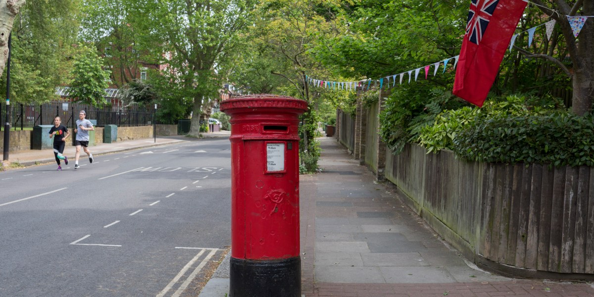 The Royal Mail cuts costs as packages fail to compensate for declining ...