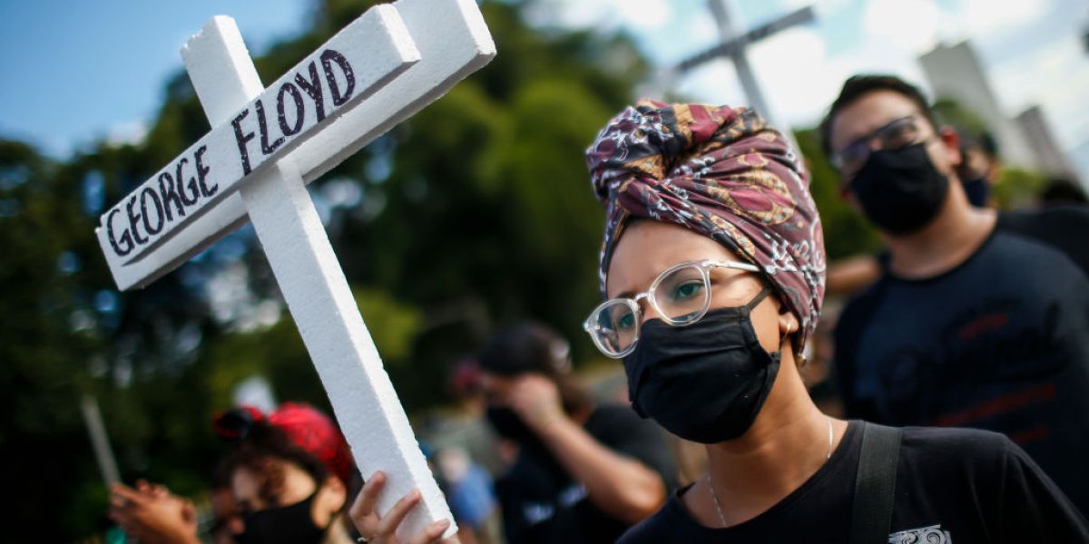 George Floyd protests, coronavirus face masks pose challenges for ...