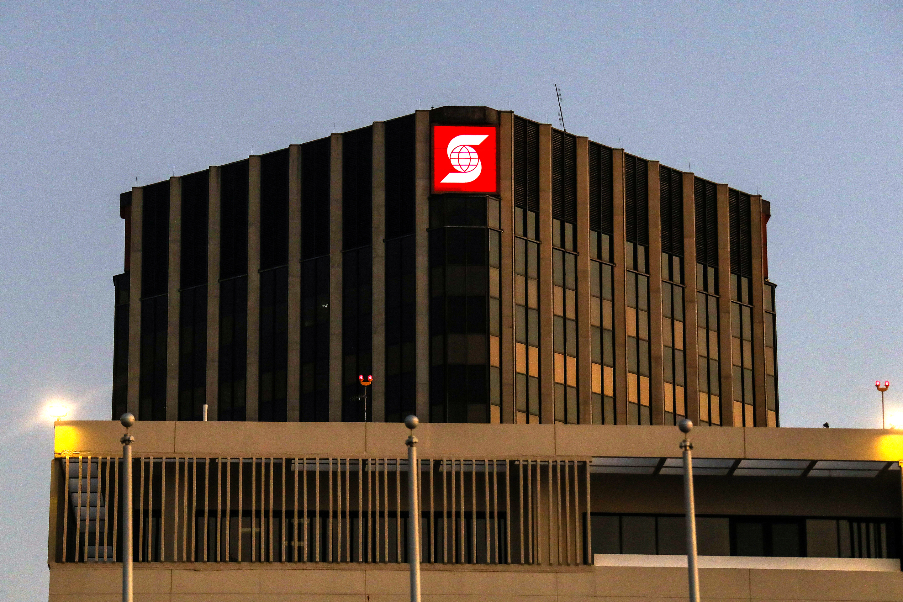 Bank of Nova Scotia (BNS): Company Profile, Stock Price, News, Rankings ...