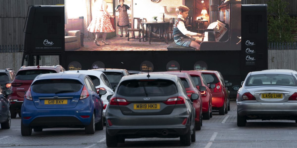 Walmart to convert its parking lots into drive-in theaters | Fortune