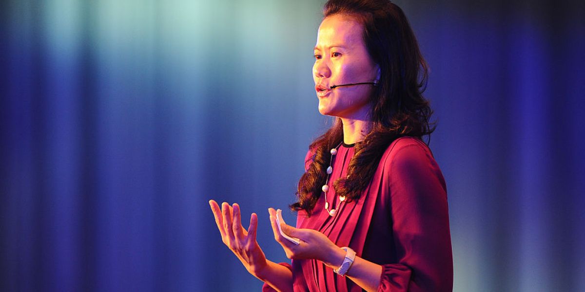 Alibaba's first HR head Lucy Peng is about to get $5 billion richer ...
