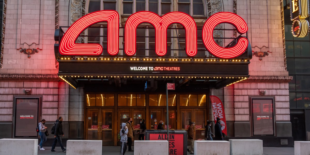 AMC stock revival propels it toward longest surging streak since 2018 ...