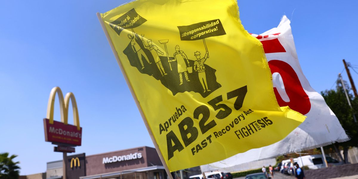 Workers' rights: A proposed California law could transform fast-food ...