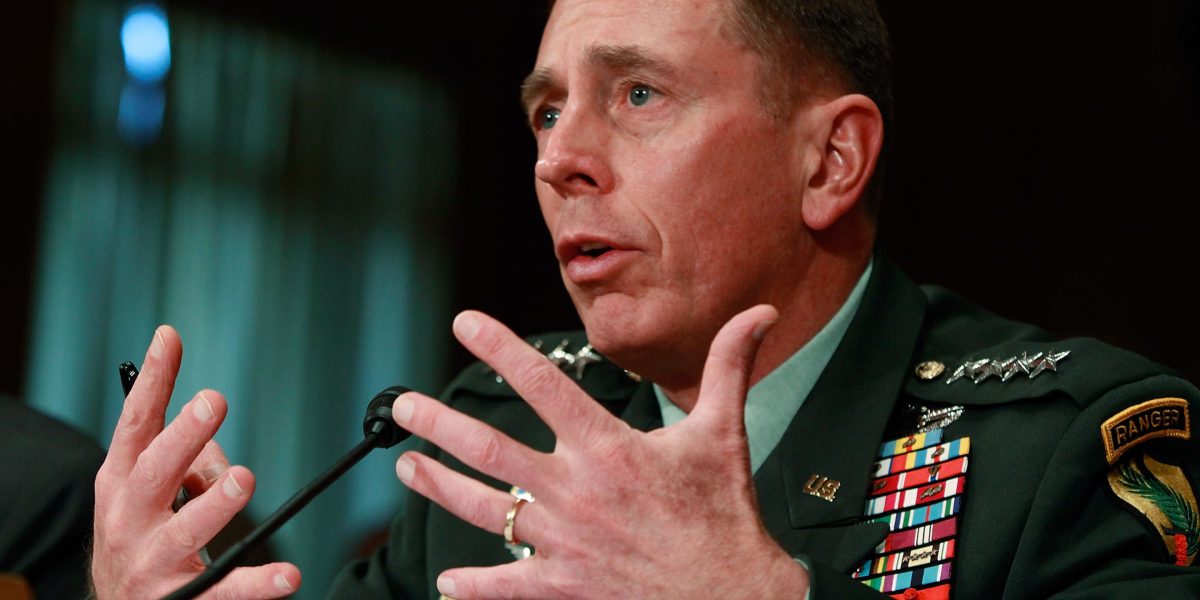 Russian generals killed in Ukraine: David Petraeus tells CNN why so ...